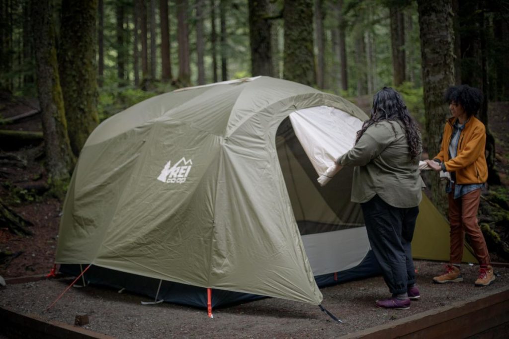 10 Best 4-Person Tents - Reviews, Buying Guide & FAQ (2023 )